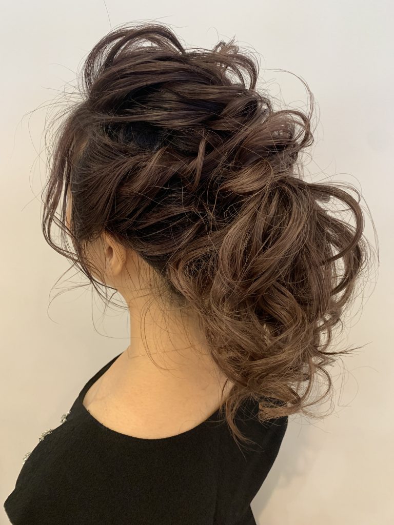 ポニーアレンジ👱🏻‍♀️🌼 | 長泉・沼津・函南・裾野・清水町・富士の美容院、美容室なら牛若丸